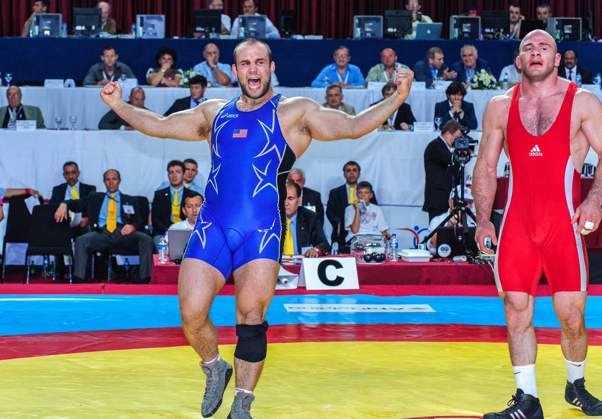 Tervel Dlagnev to be inducted into UNK Hall of Fame